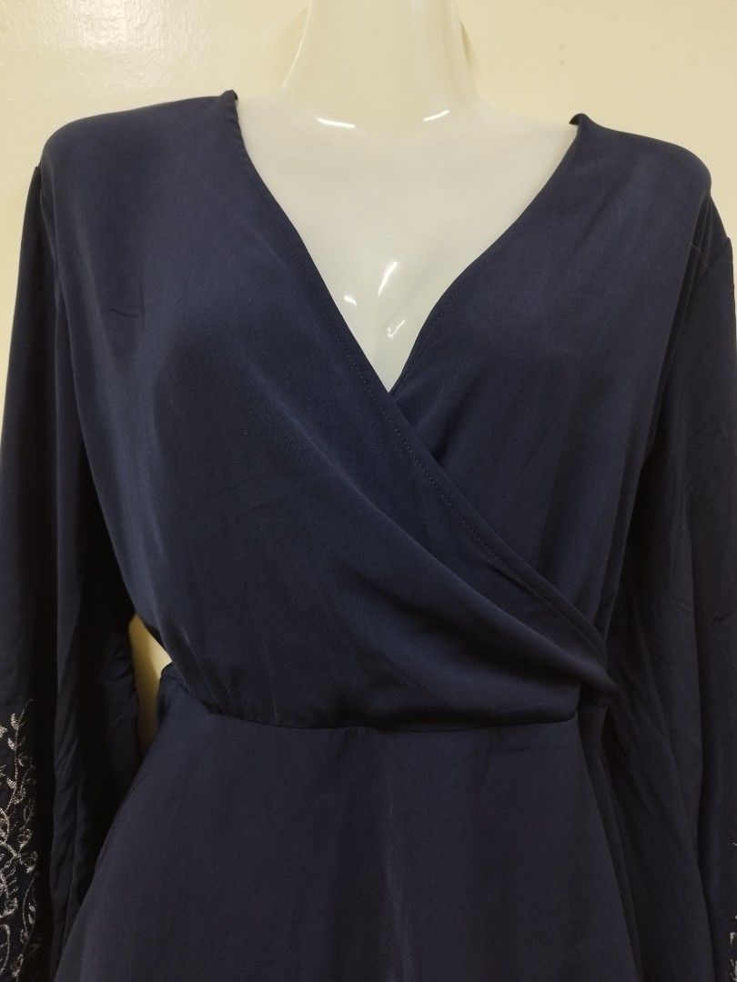 Blouse Sulam Baju Raya Zalia, Women's Fashion, Muslimah Fashion, Tops ...