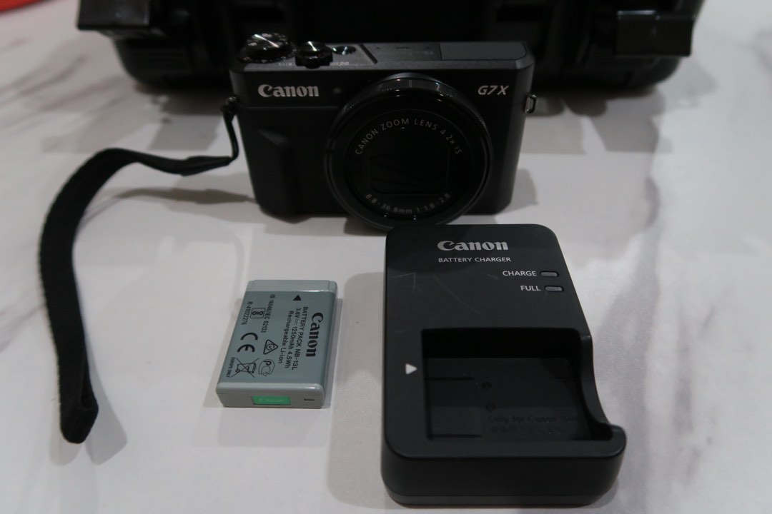 Canon G7X Mark 2 MKii, Photography, Cameras on Carousell