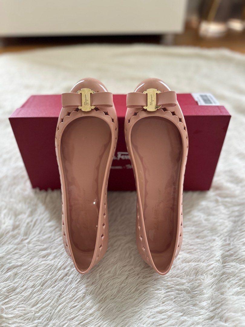 Ferragamo Jerry Shoe, Women's Fashion, Footwear, Flats on Carousell
