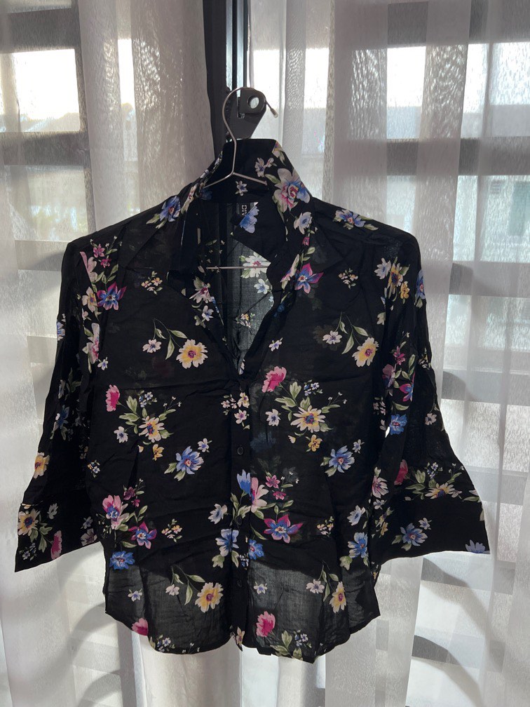 Flower Shirts, Women's Fashion, Tops, Shirts on Carousell