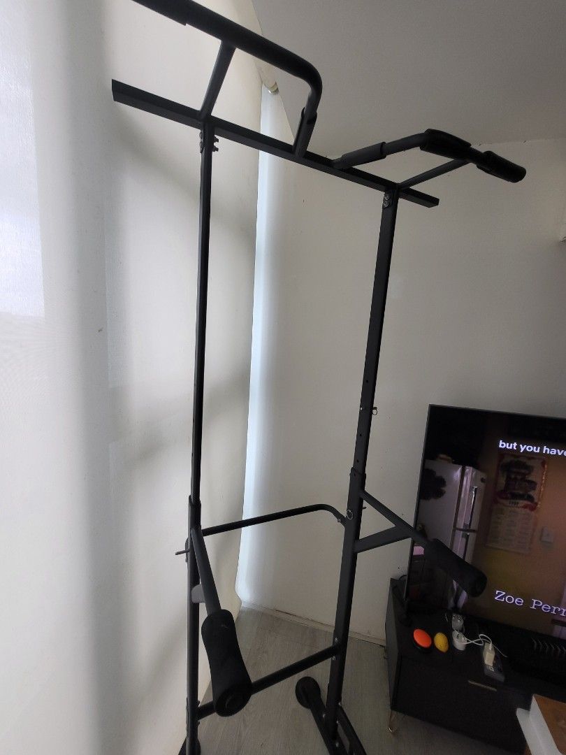 Home gym machine bar, Sports Equipment, Exercise & Fitness, Toning ...