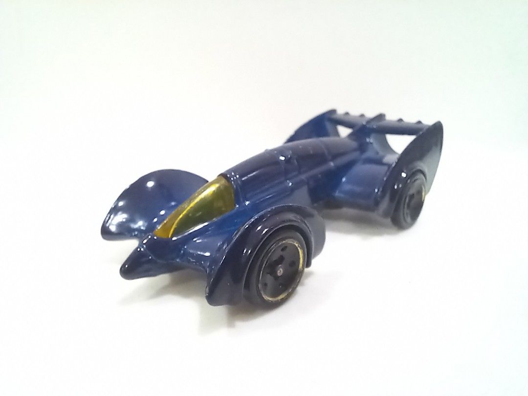 Hot Wheels Dc Comics S12 X1628 Batmobile Diecast Car Hotwheels, Hobbies ...