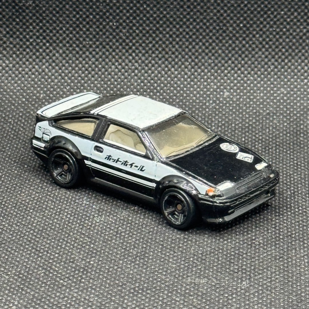Hot Wheels Toyota Corolla Sprinter Trueno AE86 Car Toy White Black ...