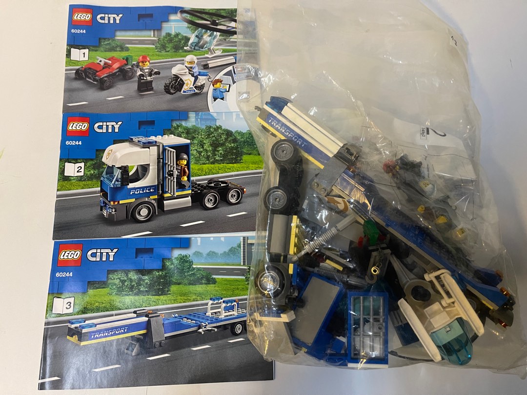 Lego City 60244 Police Helicopter Transport [2020], Hobbies & Toys ...