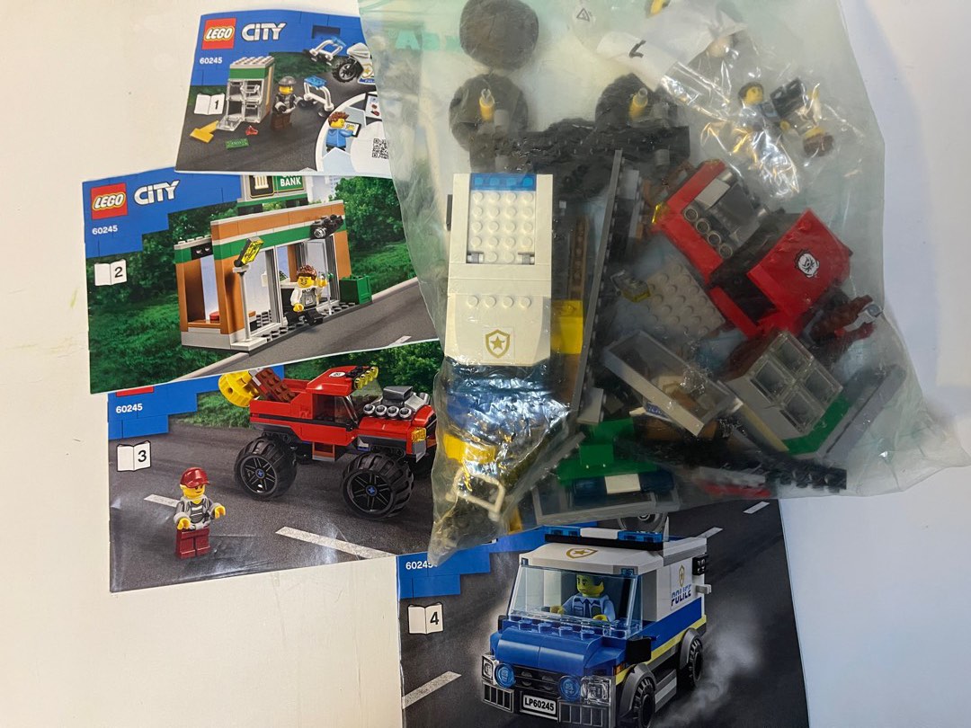 Lego City 60245 Police Monster Truck Heist [2020], Hobbies & Toys, Toys ...