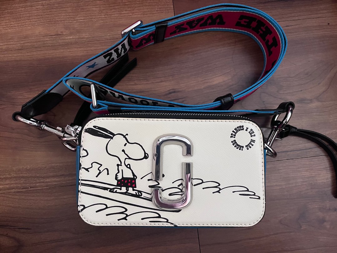 Marc Jacobs x Peanuts, Women's Fashion, Bags & Wallets, Shoulder Bags ...