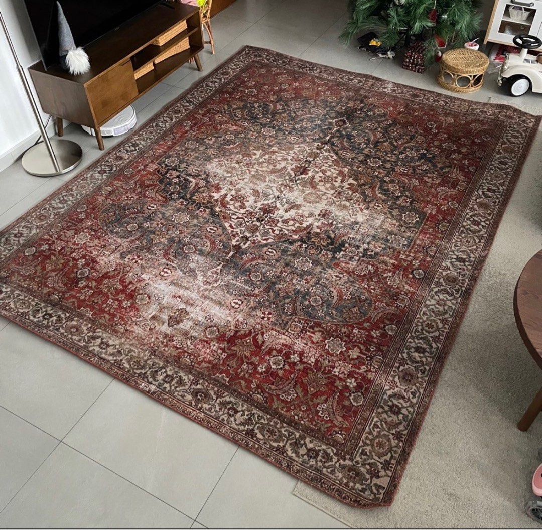 Moroccan style carpet (227 x 289cm), Furniture & Home Living, Home ...