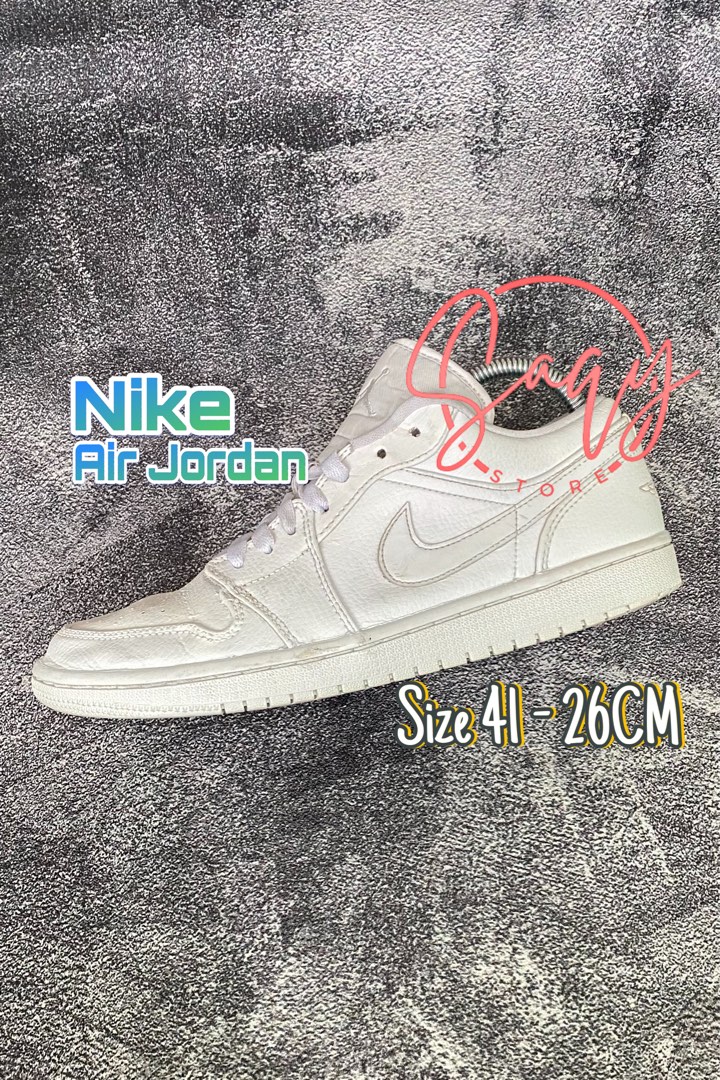 Nike Air Jordan Low White Original, Fesyen Pria, Sepatu , Sneakers di ...