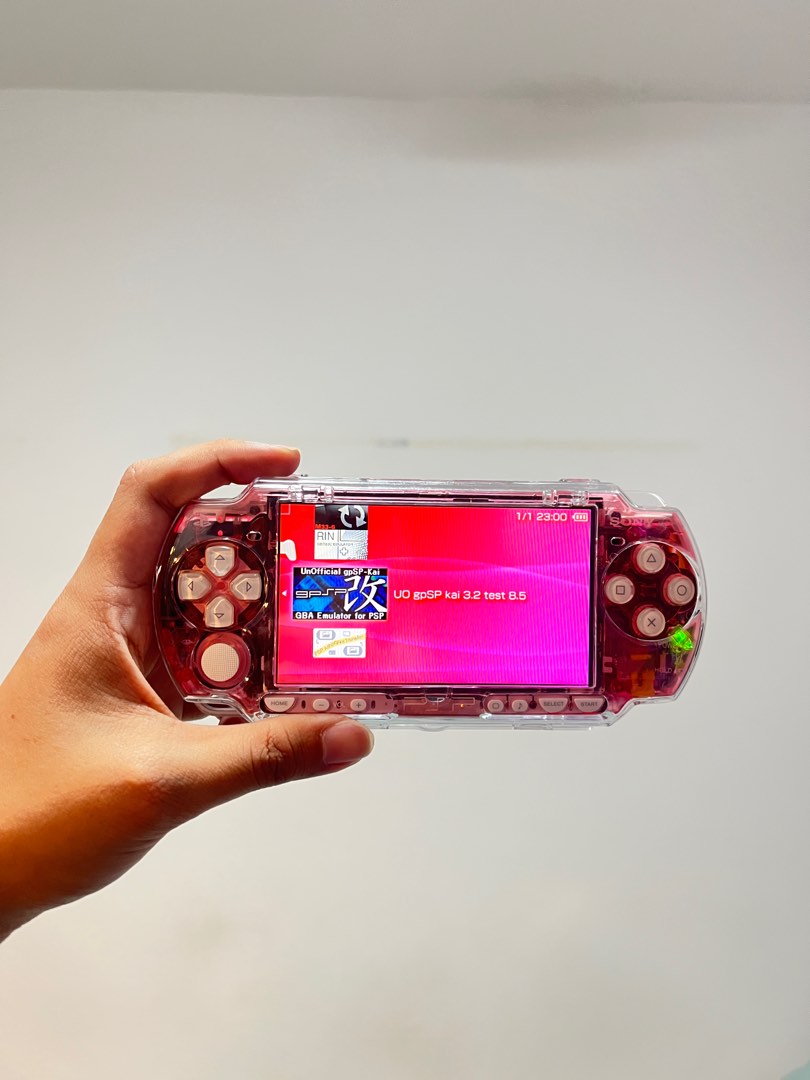 PSP 2K MODDED PINK CRYSTAL WHITE ORIGINAL BUTTONS, Video Gaming, Video ...