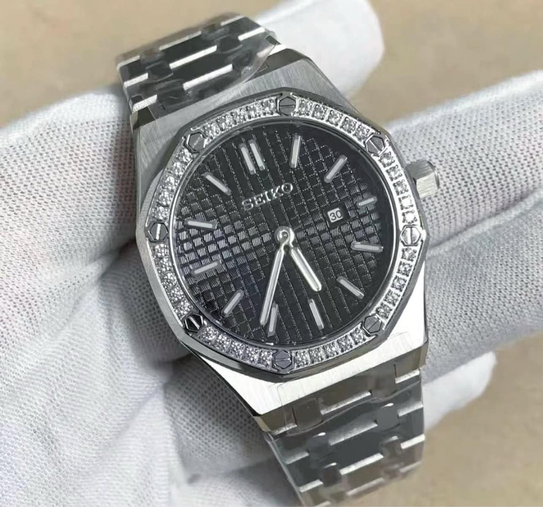 Seiko Mod Ladies Royal Oak Quartz 31mm in nlack dial, Women's Fashion ...