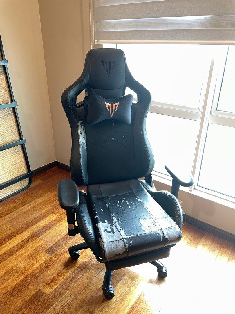 Tomaz Blaze X Pro Chair, Furniture & Home Living, Furniture, Chairs on ...