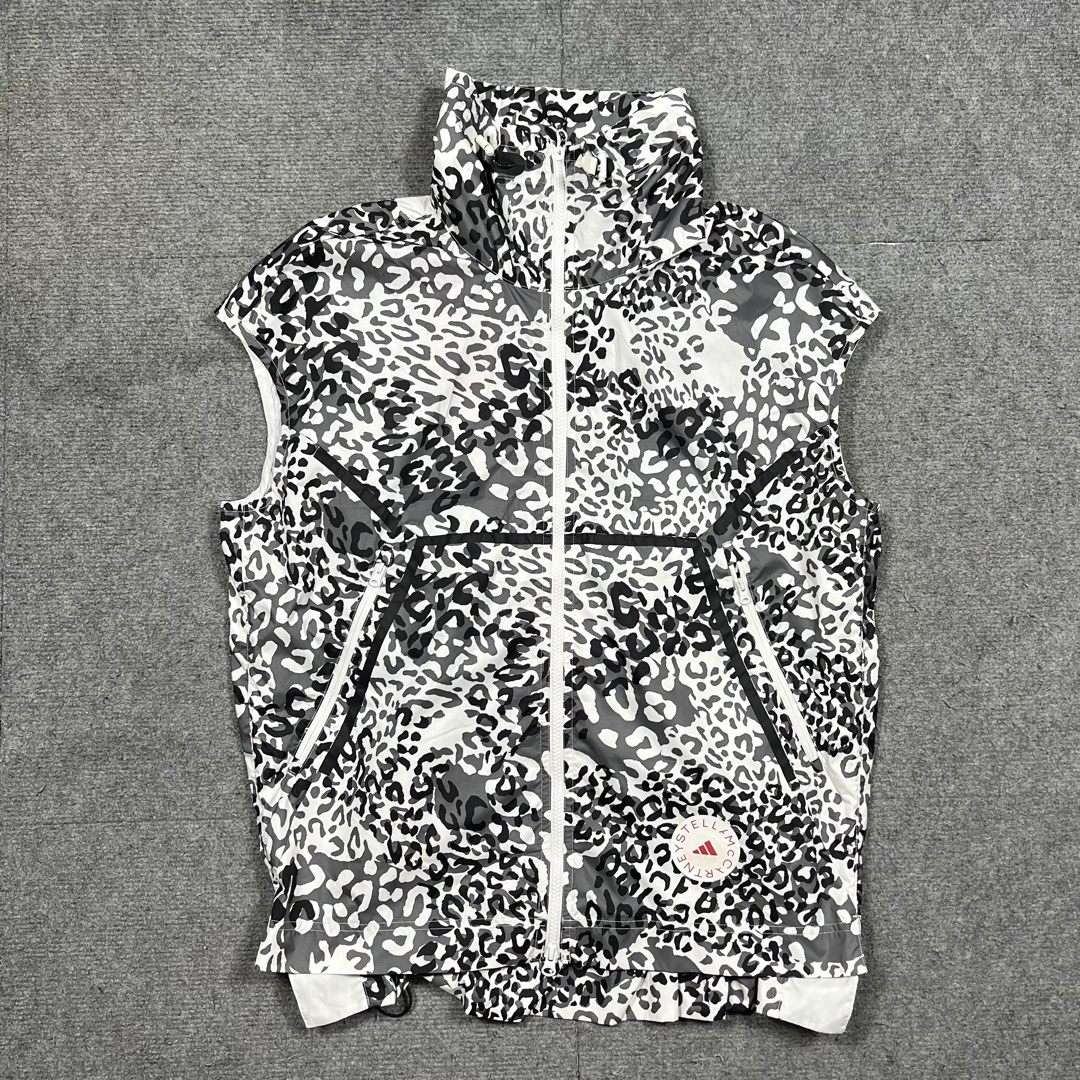 Adidas by Stella McCartney true peace wind Rdy vest (authentic), Women ...