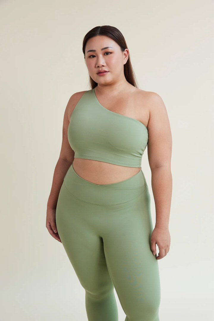 Anyaactive Toga Longline Bra + V Shorts (Biker) in Pistachio, Women's ...