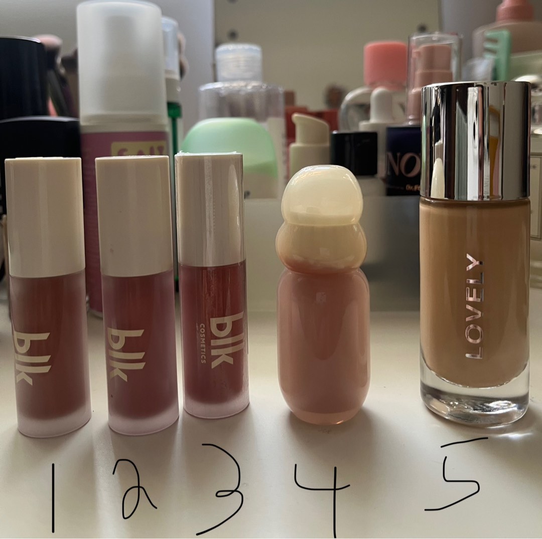 Barely used and unused makeup Bundle (lovely causemetics, blk ...