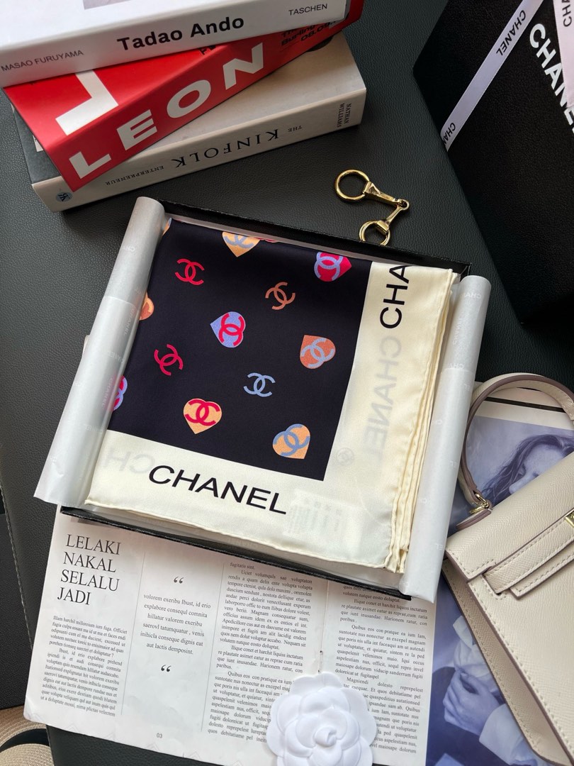 Co-Co CHANEL Scarf For Woman /_CC90CC_057 Color Available Authentic 100 ...