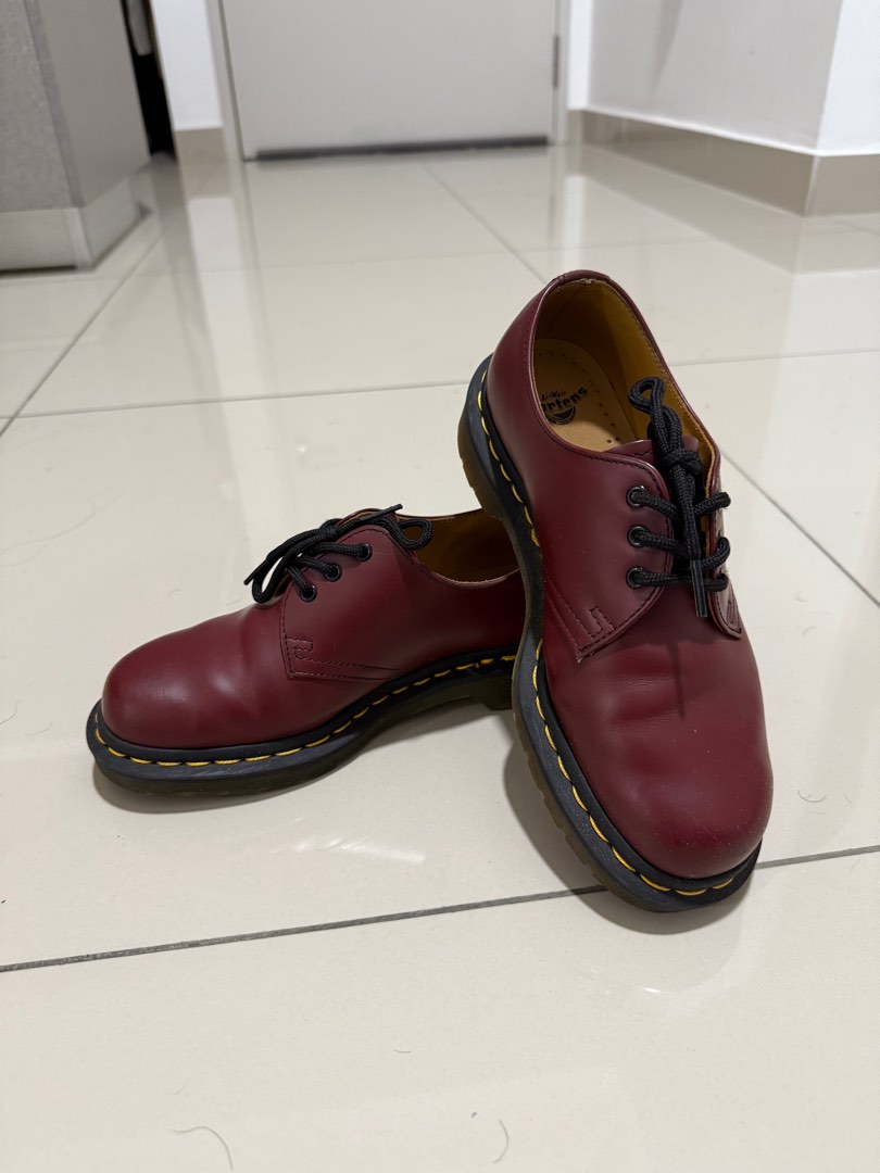 Dr Martens 1461 Smooth Cherry Red Low Cut Original, Women's Fashion ...