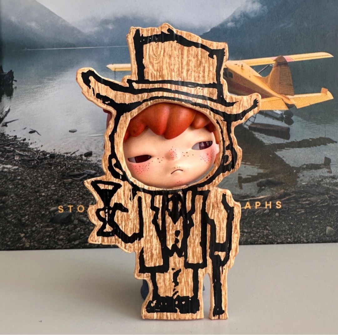 Hirono Shelter - Poet Figure, Hobbies & Toys, Collectibles ...