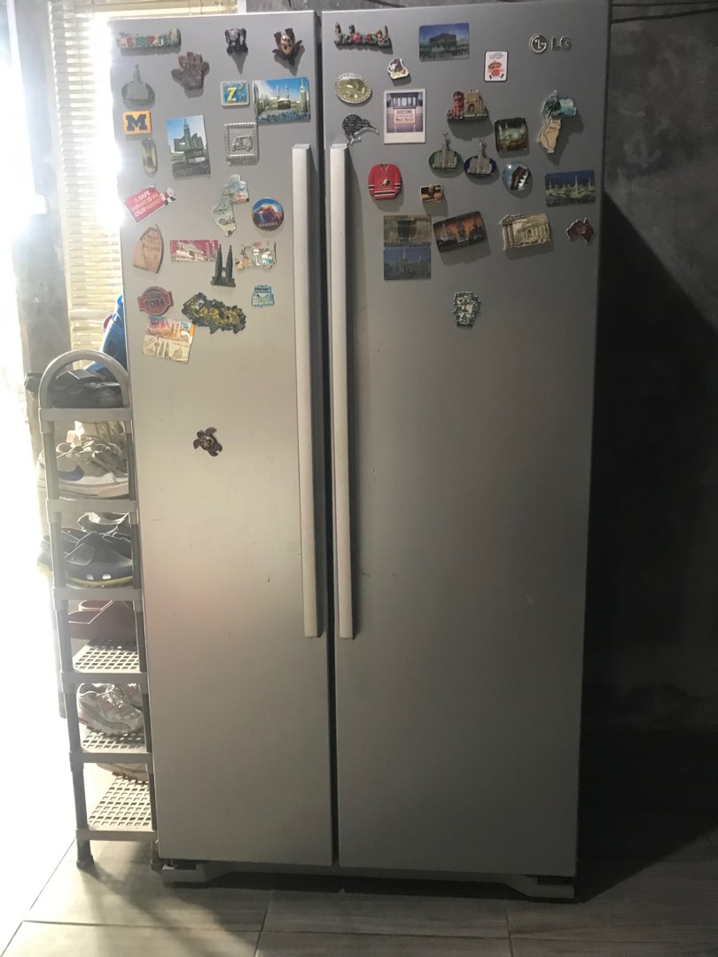 Kulkas LG side by side, Kitchen & Appliances di Carousell