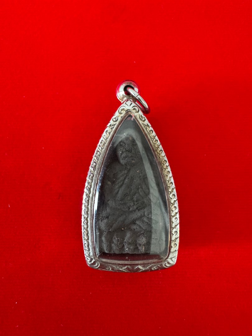 Lp Thuad Amulet, Hobbies & Toys, Memorabilia & Collectibles, Religious ...