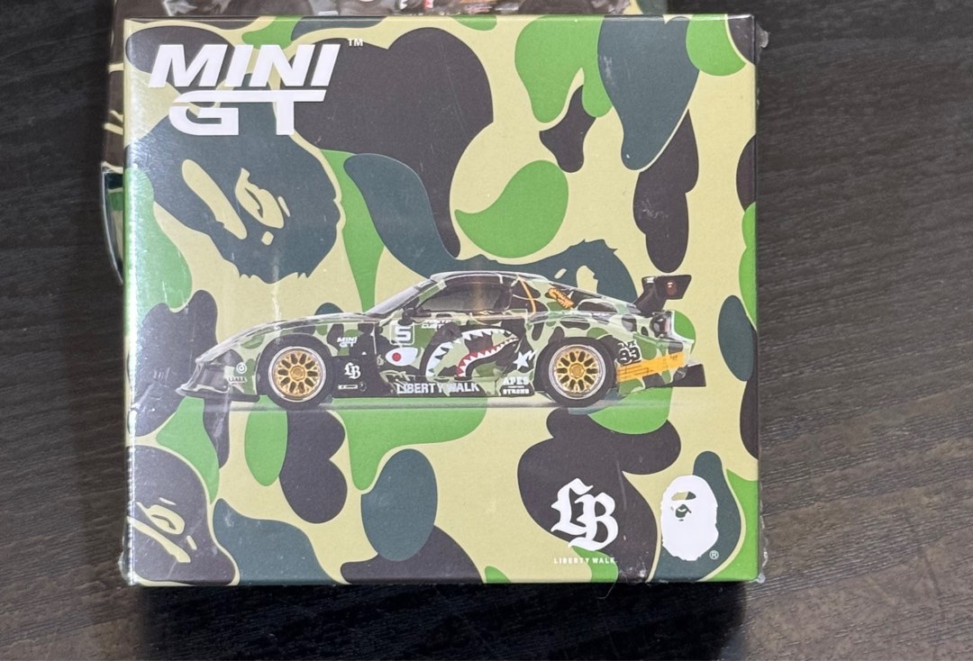 MINIGT MINI GT X BAPE 1:64 LBWK MAZDA RX7, 興趣及遊戲, 玩具 & 遊戲類 - Carousell