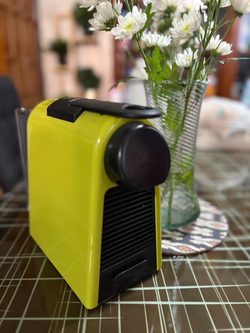 Nespresso Essenza Mini Lime green coffee machine, TV & Home Appliances ...