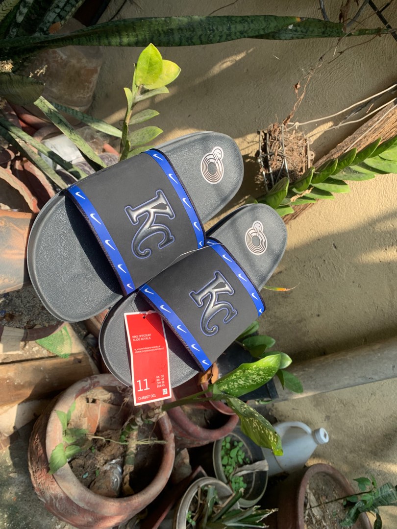 Nike mlb kansas city offcourt slide, Men's Fashion, Footwear, Slippers ...