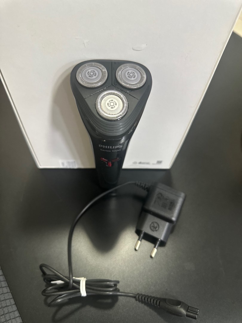Philips Series 1000 IPX7 Shaver, Beauty & Personal Care, Face, Face ...