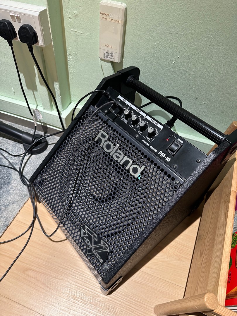 Roland P10 Drum Monitor, Hobbies & Toys, Music & Media, Musical ...