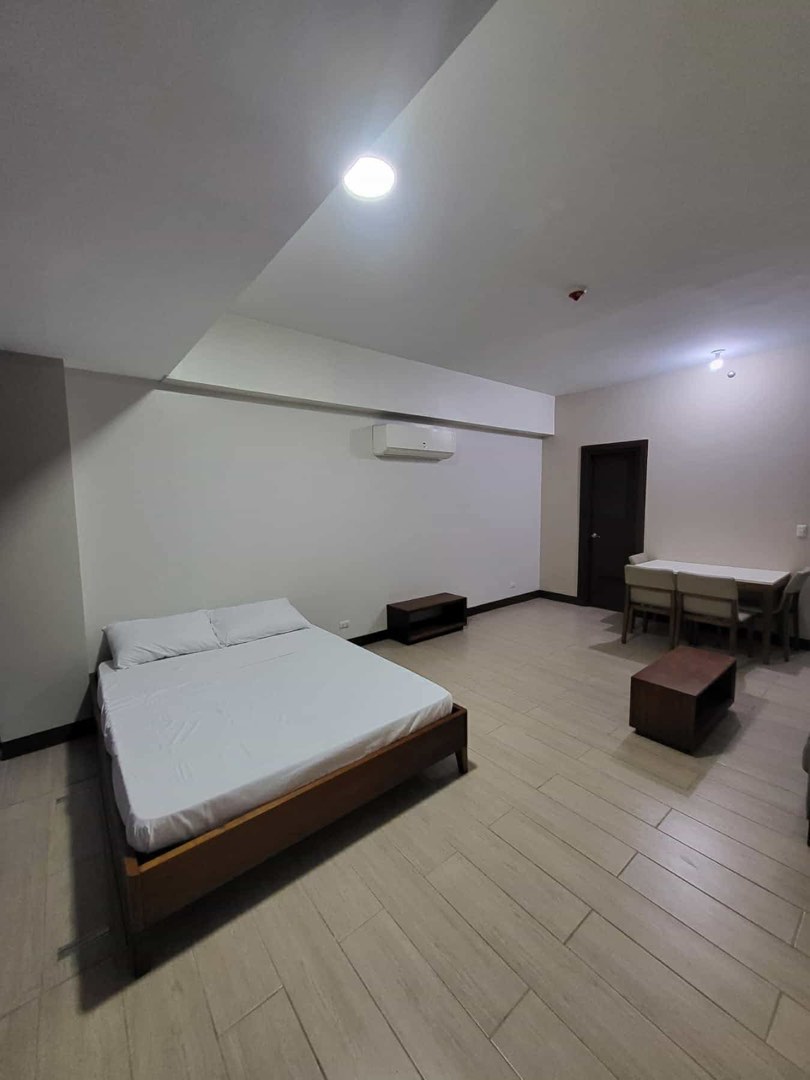 Three Central Makati, Property, Rentals, Apartments & Condos on Carousell