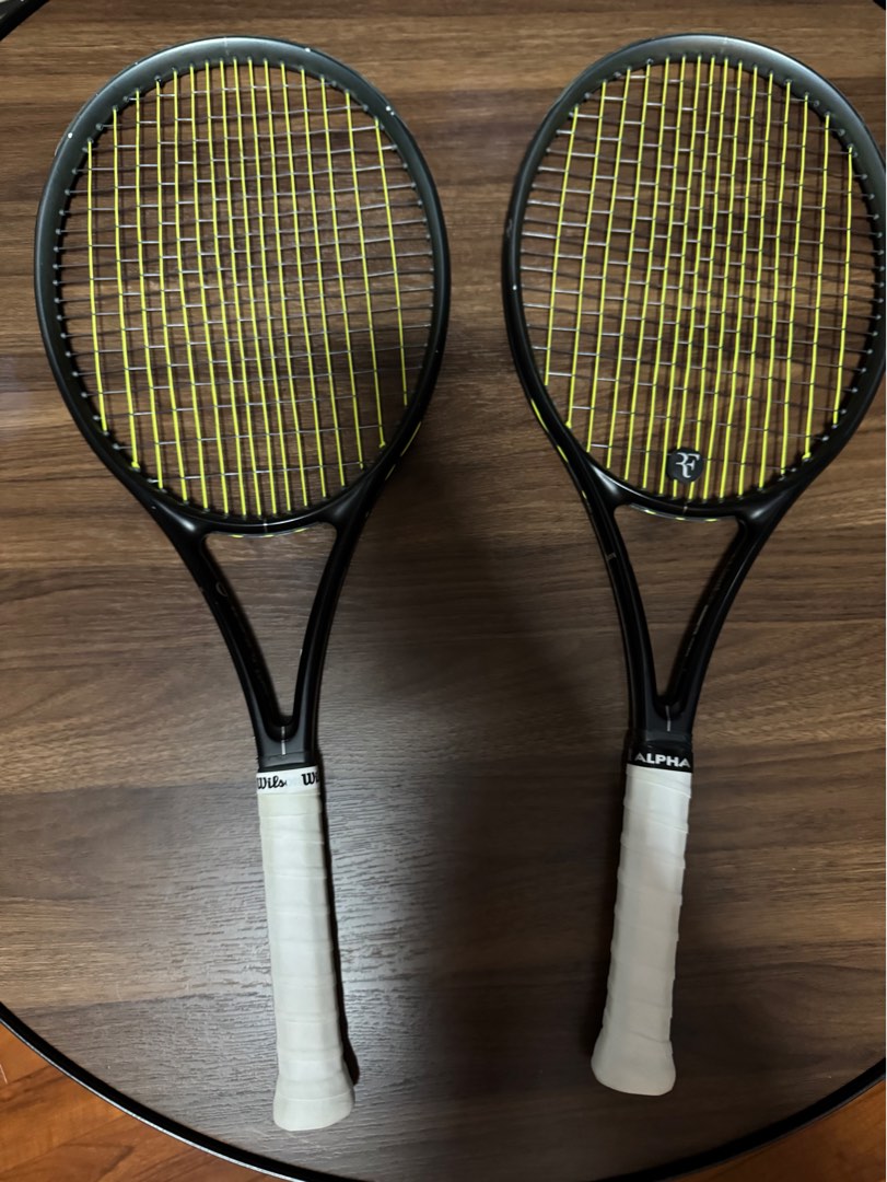 Wilson RF01 Pro 320g Grip 2, 運動產品, 運動與體育, 運動與體育 - 球拍和球類運動 - Carousell