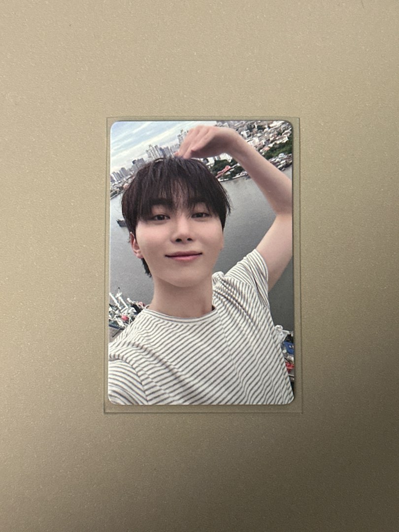 Wts seventeen svt yzy shanghai offline fansign pc, Hobbies & Toys ...