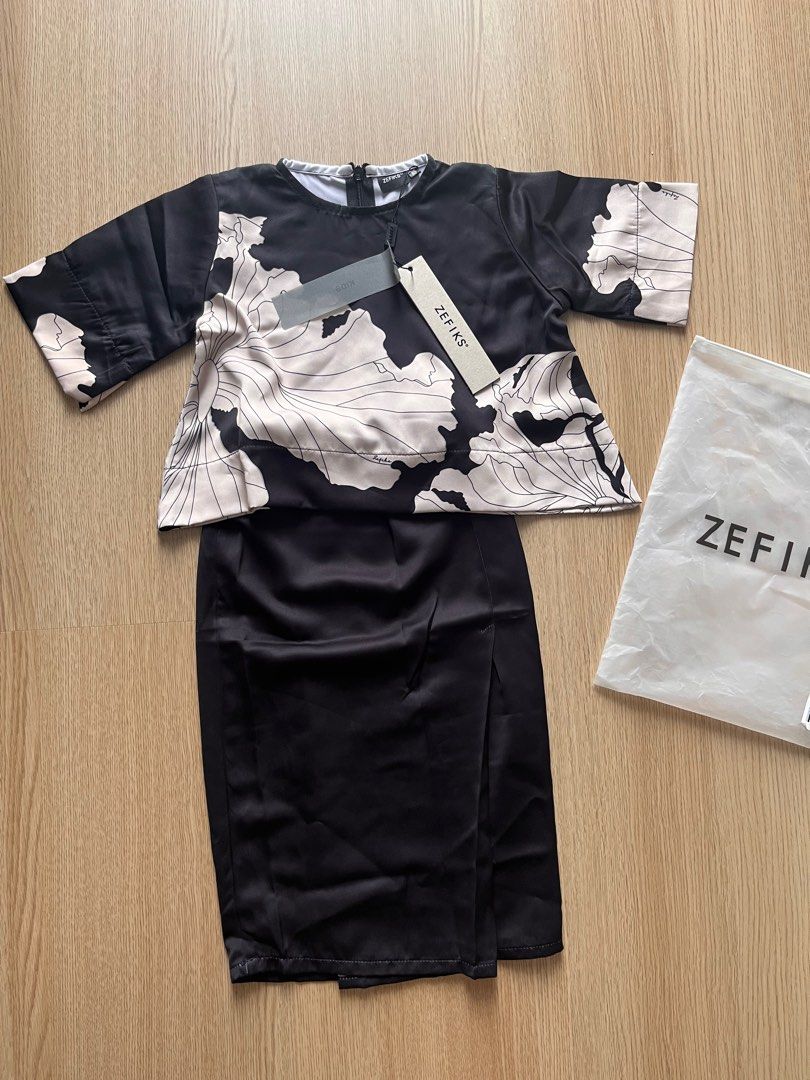 Zefiks kids nuri kurung, Babies & Kids, Babies & Kids Fashion on Carousell
