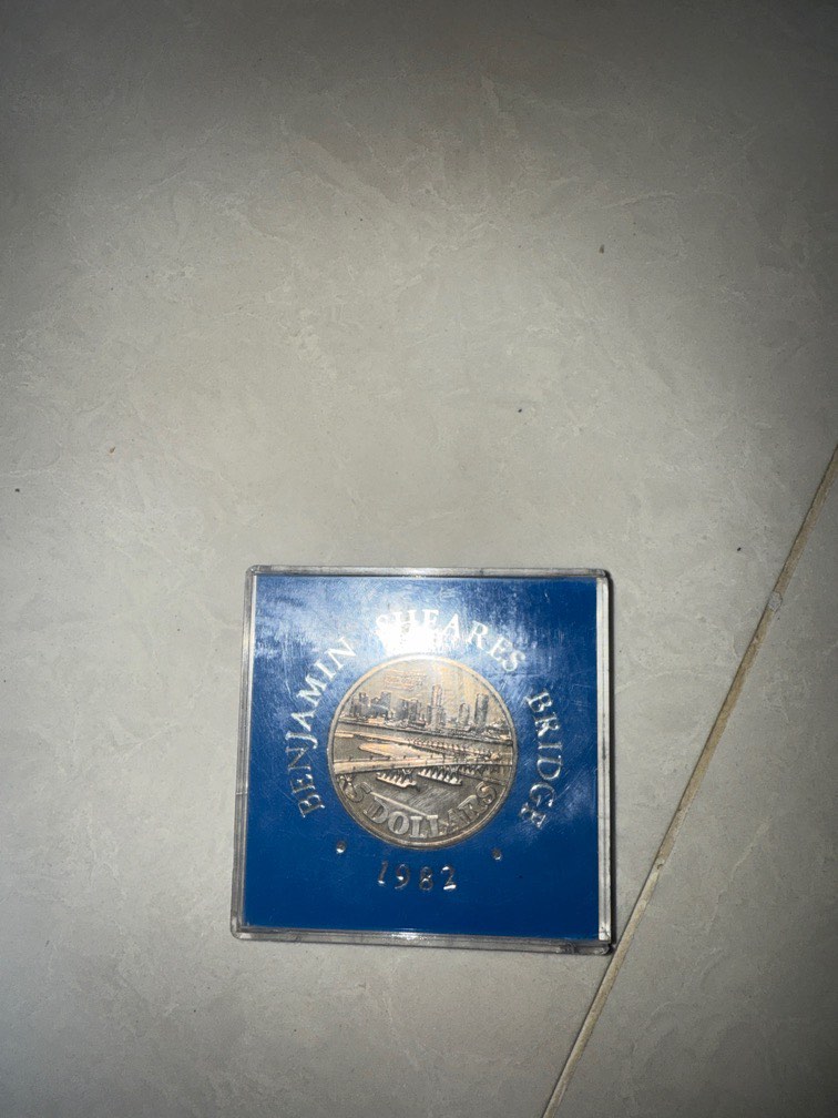 1982 Benjamin Sheares Bridge $5 collectable coin, Hobbies & Toys ...