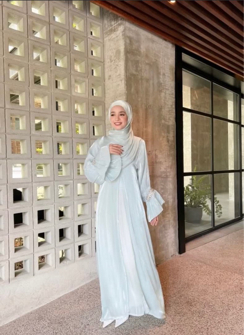 Abaya Lavella, Women's Fashion, Dresses & Sets, Dresses on Carousell