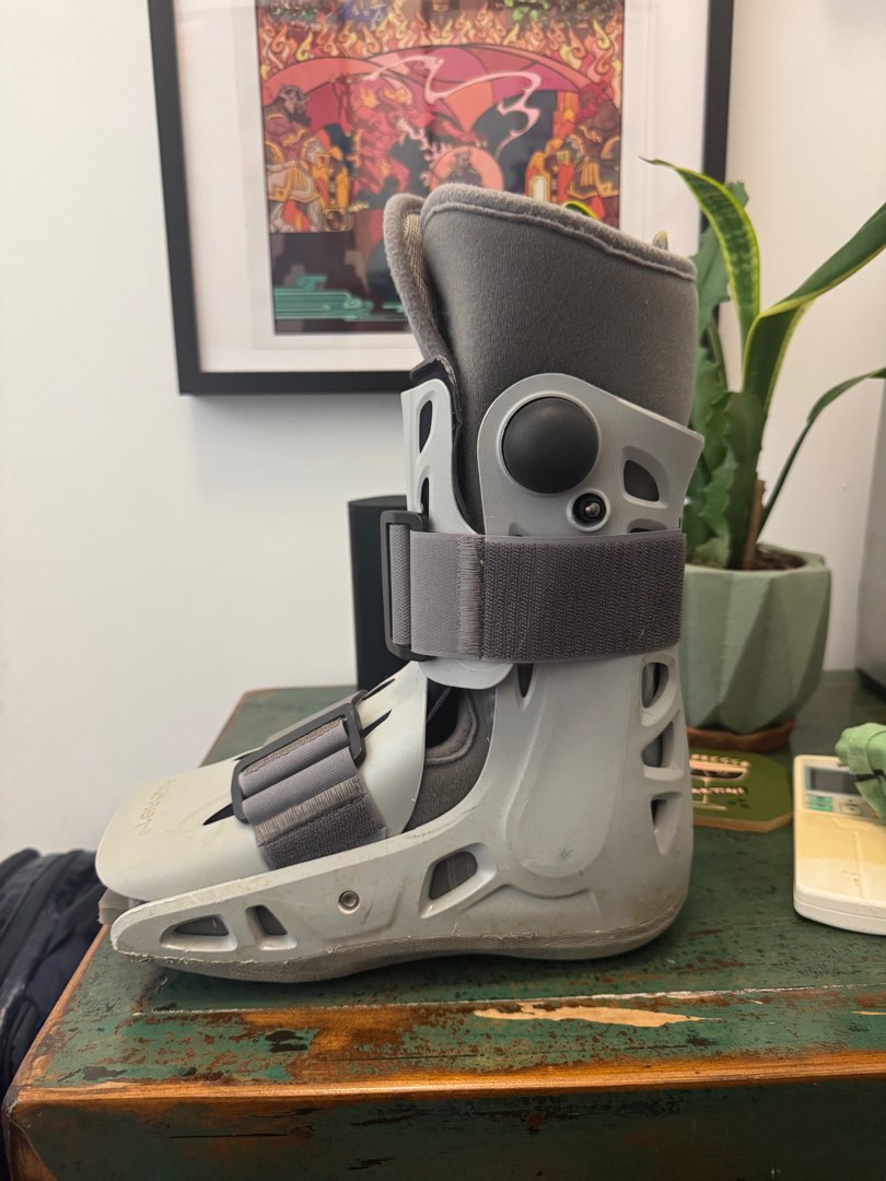 Aircast Airselect Short, Health & Nutrition, Assistive & Rehabilatory ...