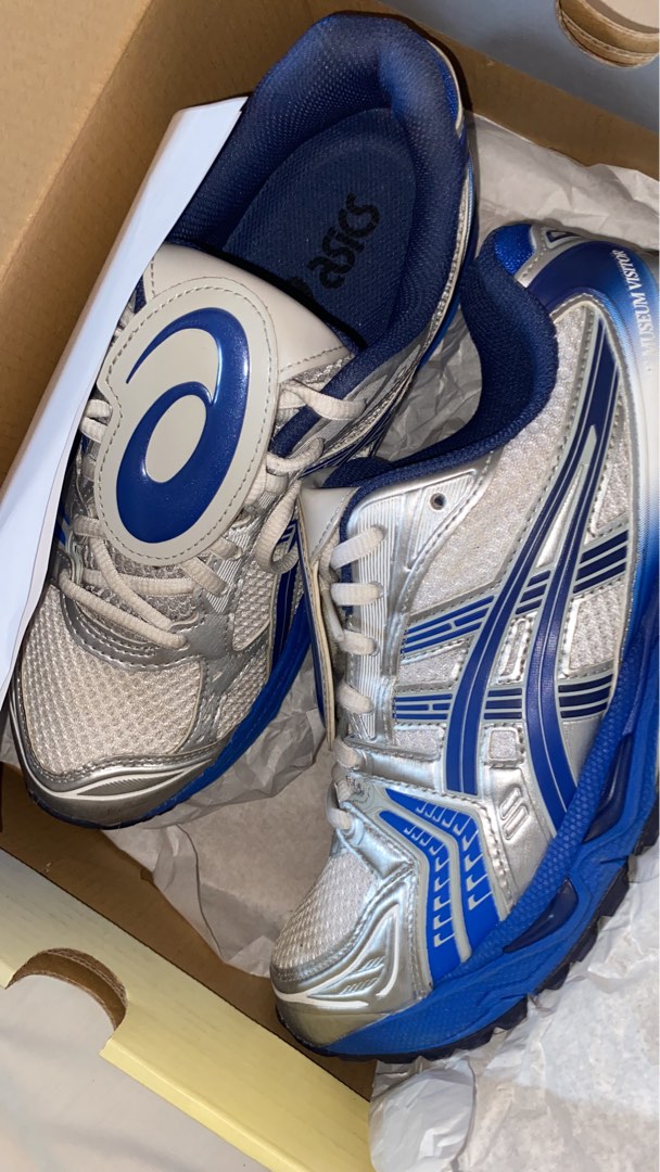 asics x museum visitor, Men's Fashion, Footwear, Sneakers on Carousell