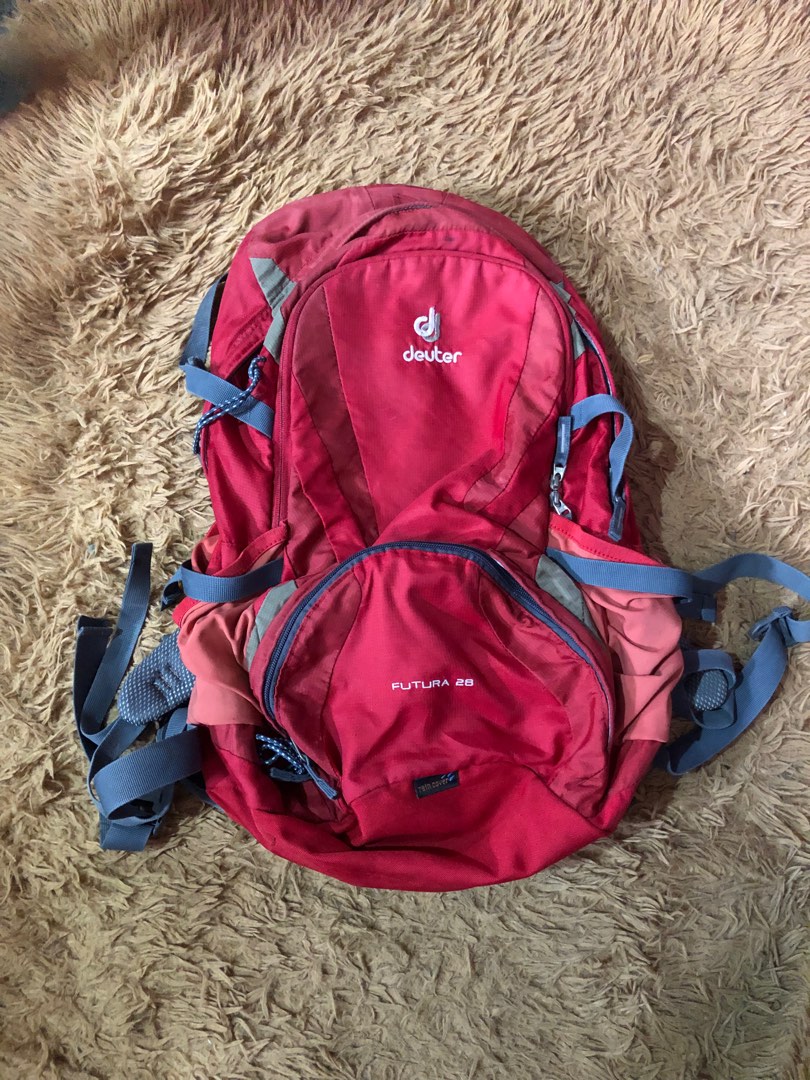 Authentic deuter hiking backpack 28Liters, Men's Fashion, Bags ...
