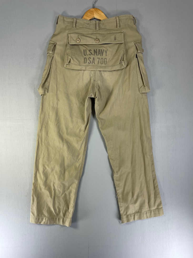 Avirex kargo, Men's Fashion, Bottoms, Trousers on Carousell