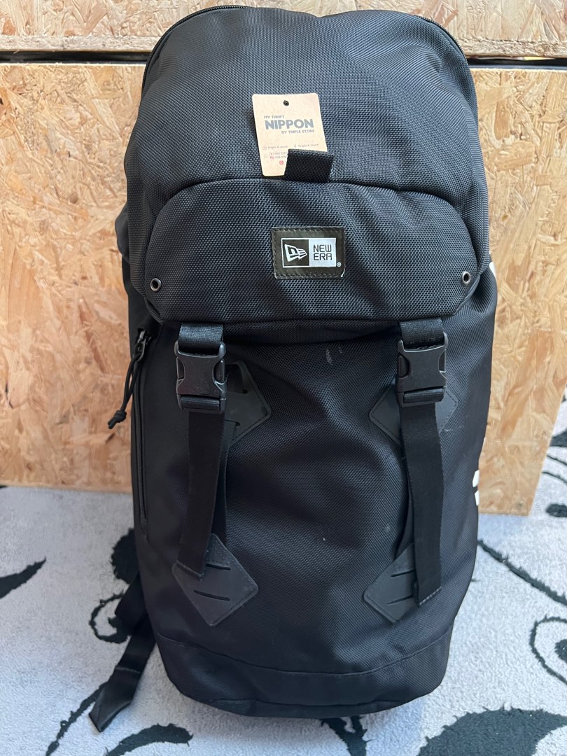 BACKPACK NEW ERA 28LITER, Men's Fashion, Bags, Backpacks on Carousell