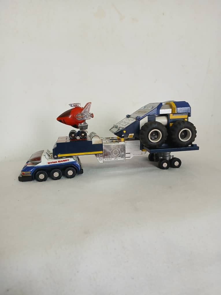 Dynaman Kagaku Sentai Dyna in Box Dynarobo Dx Popy Chogokin [1983 ...