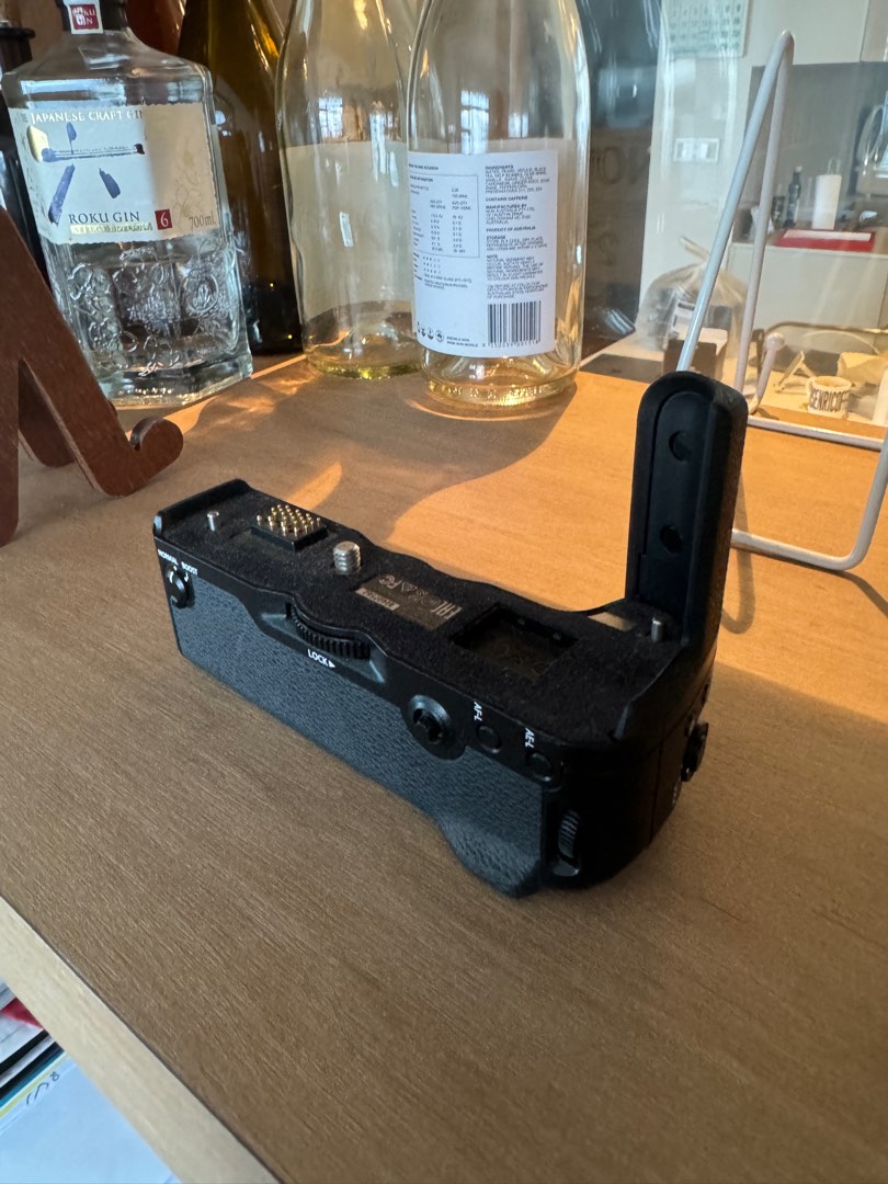 Fujifilm Battery Grip VG-XT3, Photography, Photography Accessories, Batteries & Chargers on ...