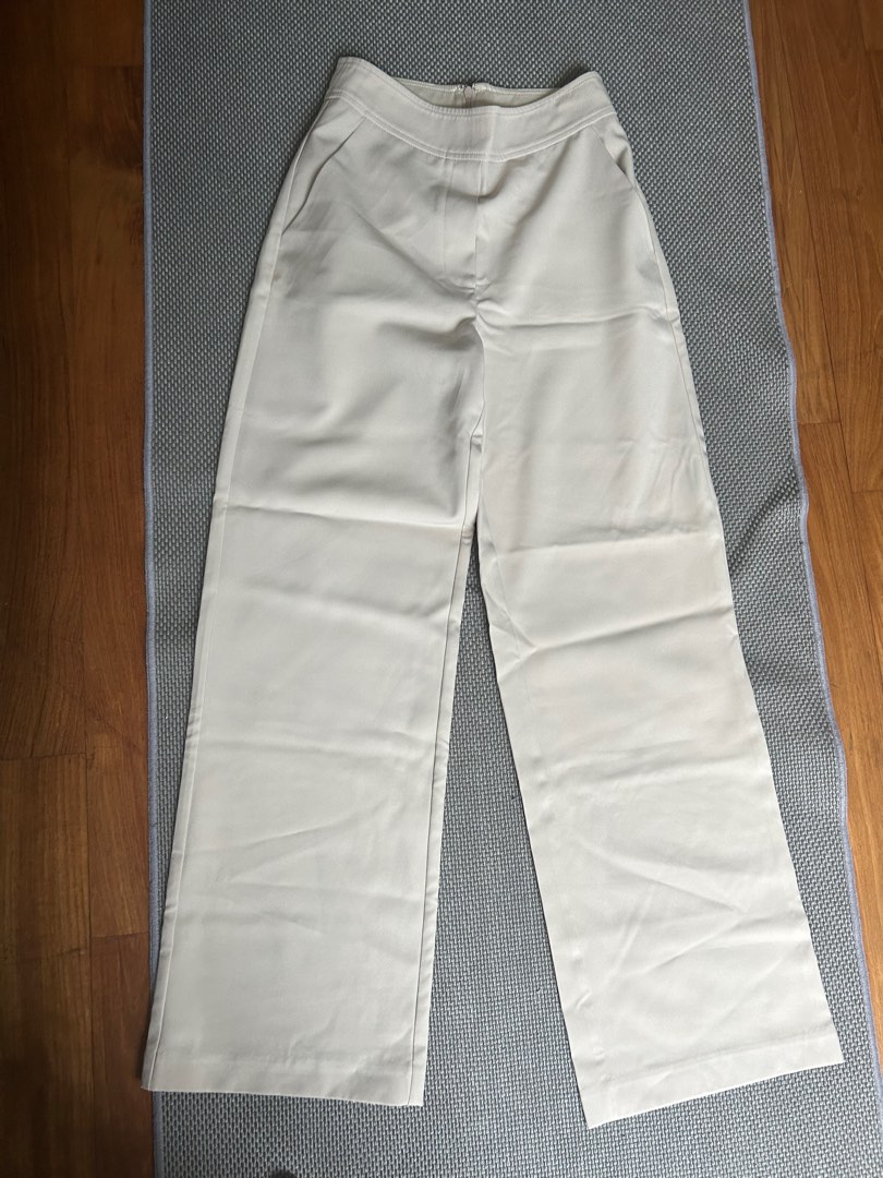 gg5 perfect work pants in beige, Women's Fashion, Bottoms, Other ...