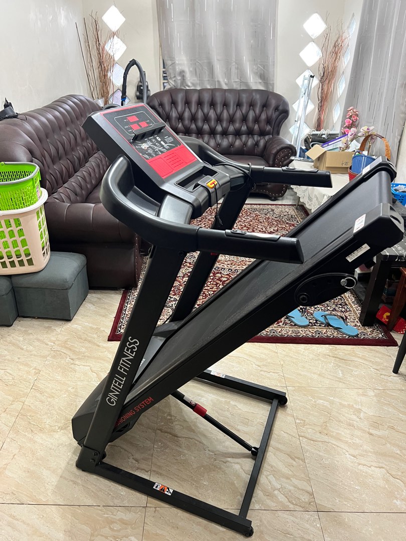 Gintell SmarTrek Threadmill, Sports Equipment, Exercise & Fitness ...