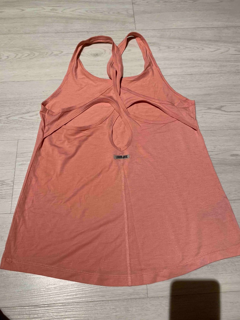 Hari Raya Sale - Preloved Lorna Jane Peach Pink crossbody tank, Women's ...