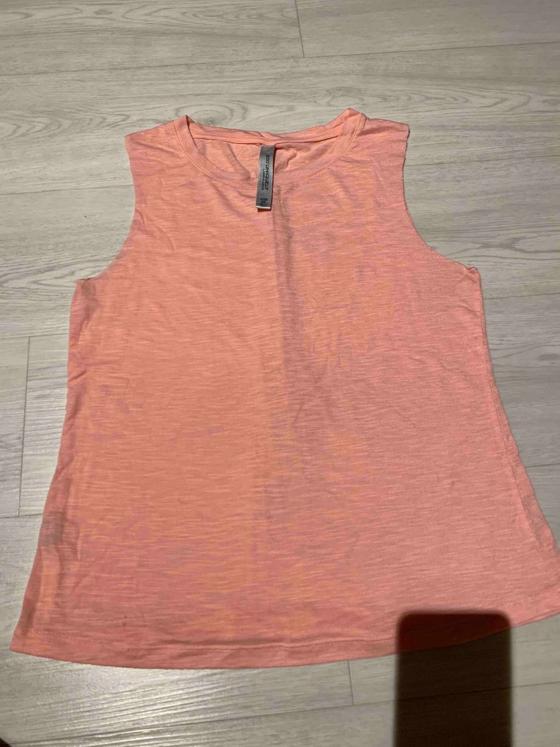Hari Raya Sale - Preloved Lorna Jane Peach Pink tank top, Women's ...