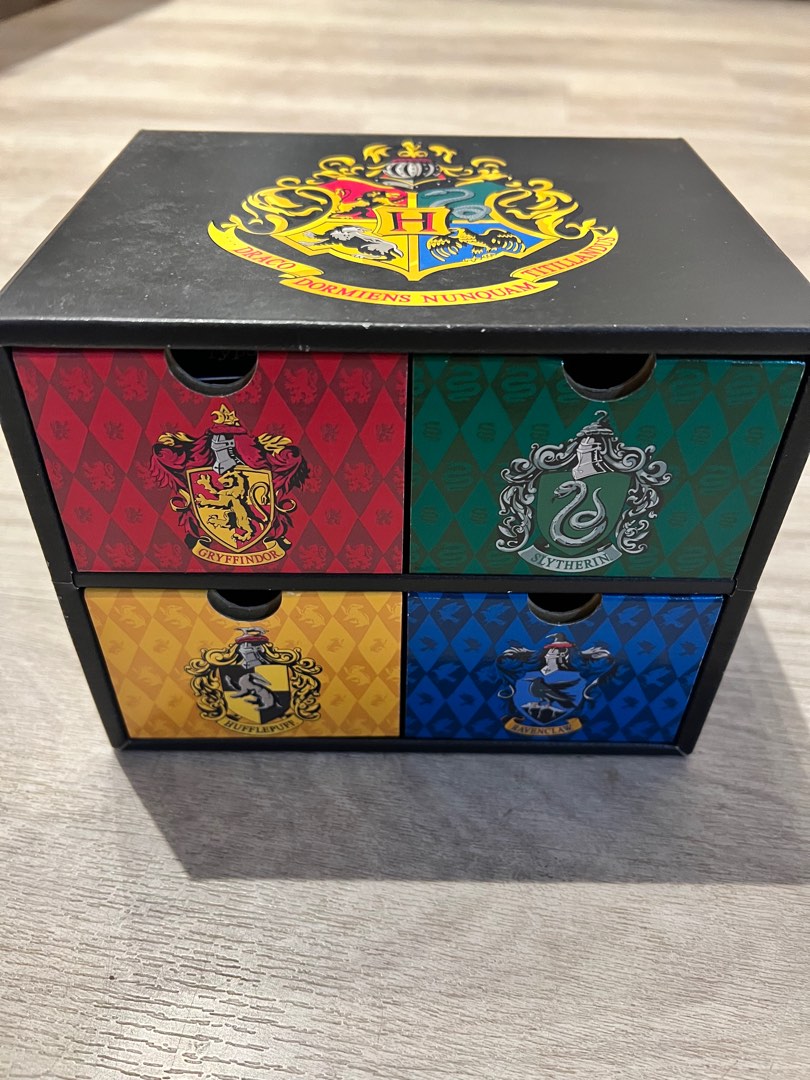 Harry Potter box with drawers, Hobbies & Toys, Memorabilia ...