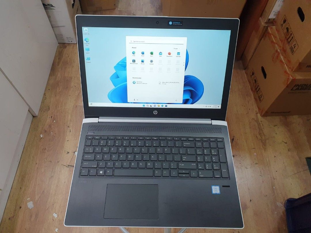 Hp probook Model 450 G5 display 15.6 inches full hd display Core i7/8th ...