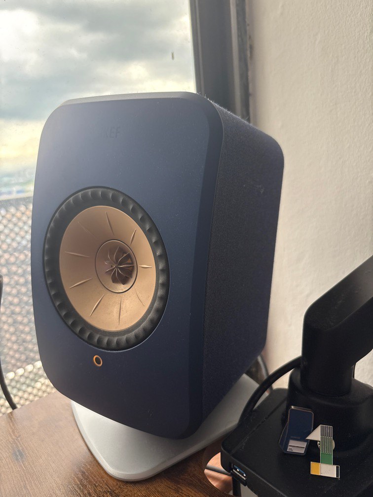 KEF LSX 2 Cobalt blue with P1 deskpad, Audio, Soundbars, Speakers ...
