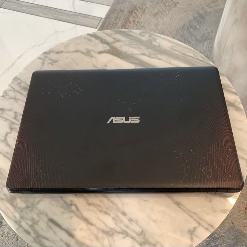 Laptop Asus Baby ROG Intel Core i7 X550V Laptop Gaming Mulus ...