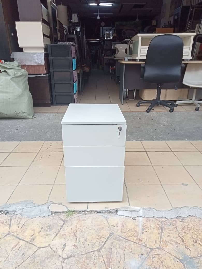 Mattel Drawer Code:MD-18, Furniture & Home Living, Furniture, Shelves ...